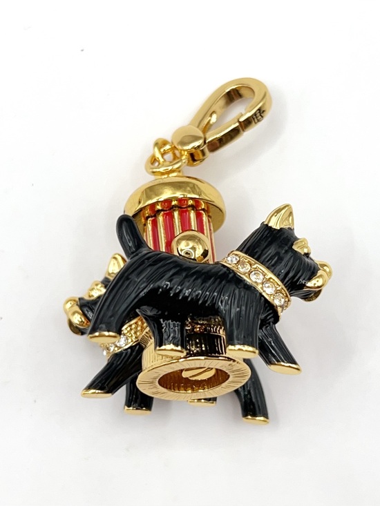 Juicy Couture | Jewelry | Juicy Couture Scotties Around Fire Hydrant ...